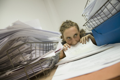 4 Steps to Reduce Information Overload & Raise Your Confidence